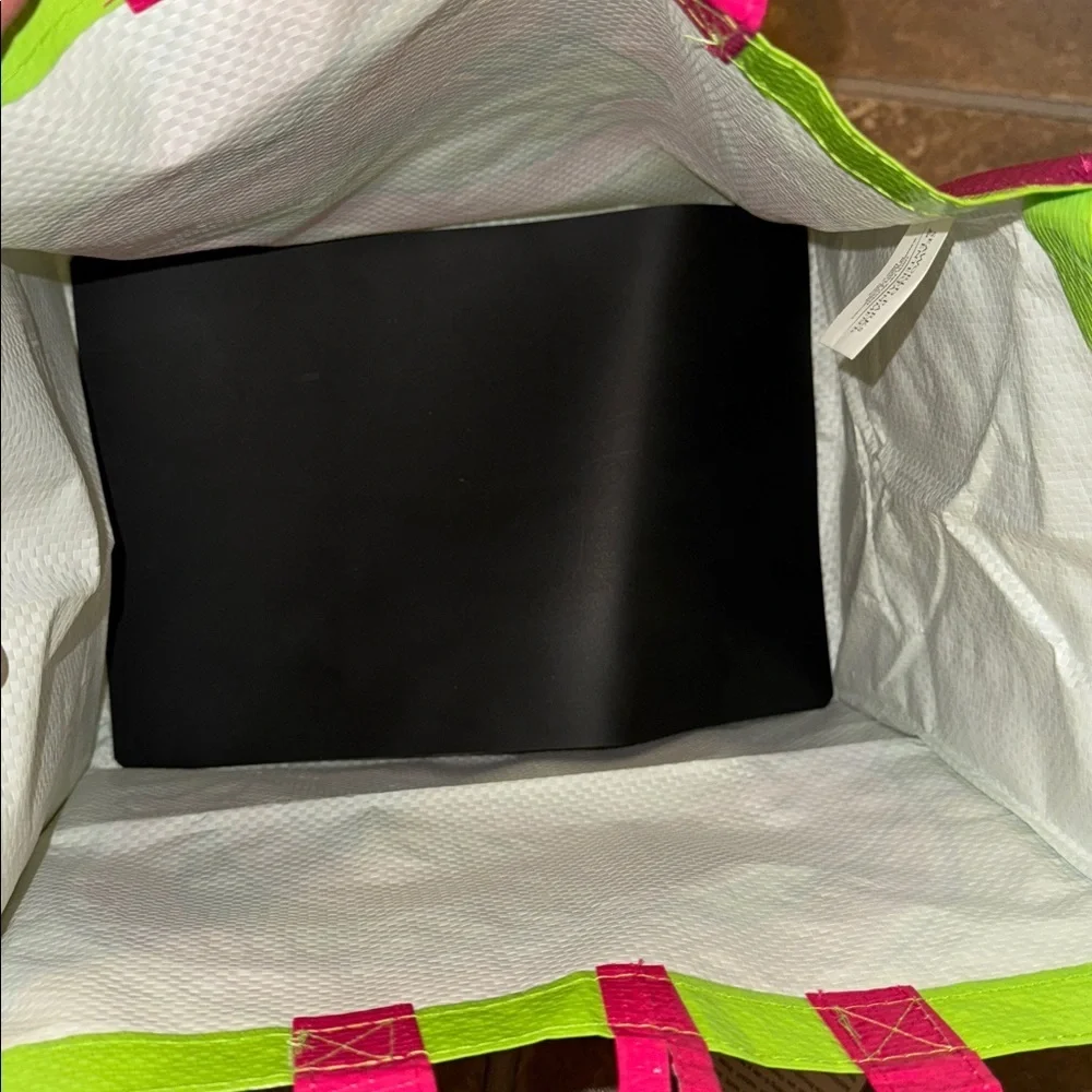 Seaworld | Bags | Sea World Busch Gardens Vibrant Dolphin Tote Bag Pink ...